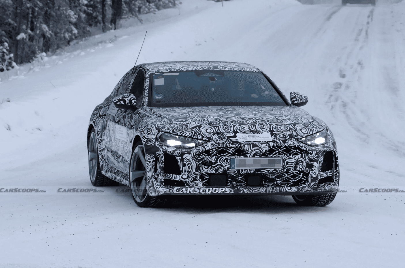 Audi RS5 2026 року наближається до дебюту та кидає виклик конкурентам ...