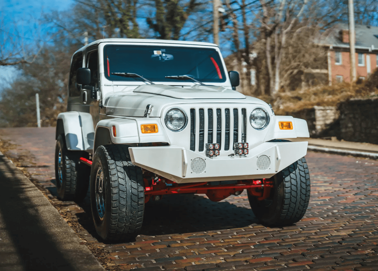 Jeep Wrangler X з Dodge Viper V10 проданий за 34 000 доларів ...